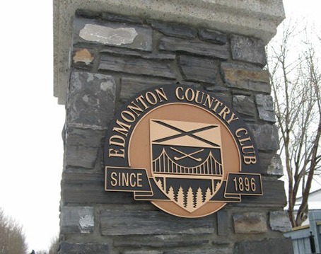 Golf Course Signage - Behrends Group